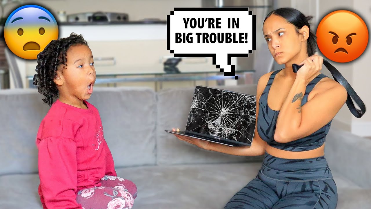 BROKE MY MOM'S LAPTOP PRANK! *SHE GOES CRAZY!* - YouTube