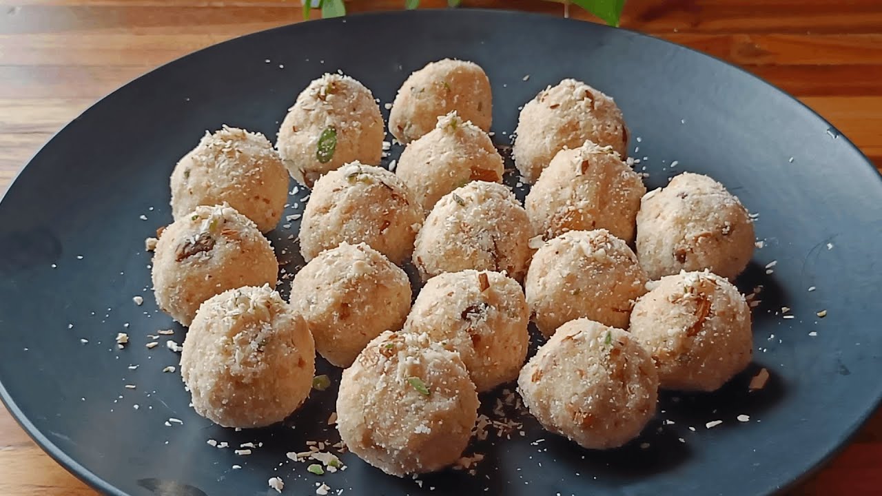 Halwai Style Rava Ladoo Recipe | Perfect Suji Ladoo for Janmashtami ...