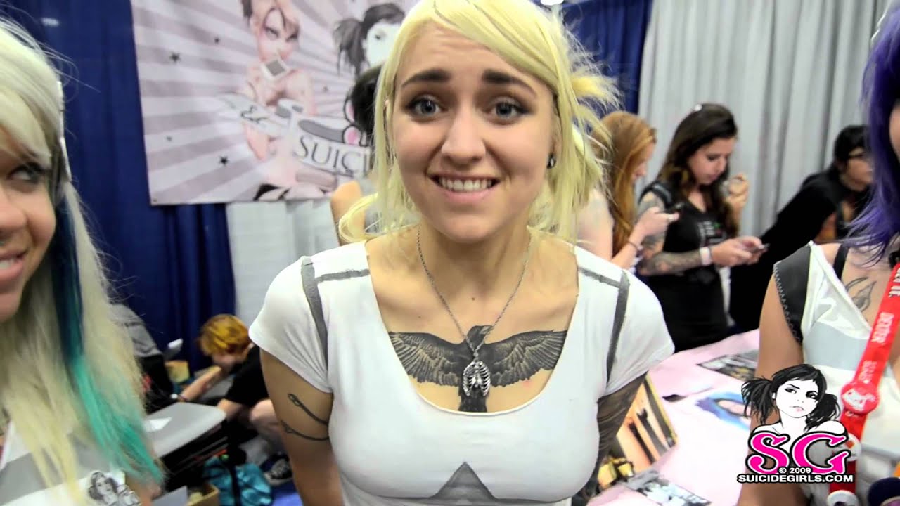 Suicide Girls at San Diego Comic Con! - YouTube