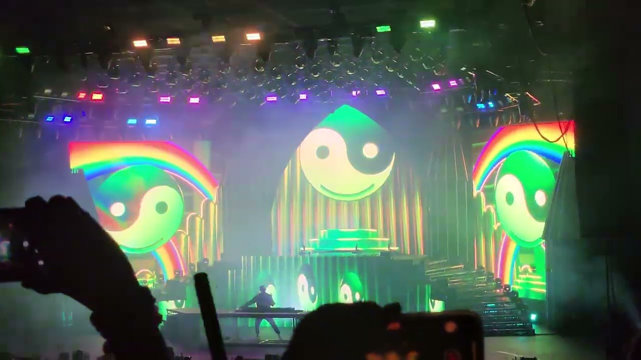 Griz-Triple Rainbow Night one part 1 of 2 - YouTube