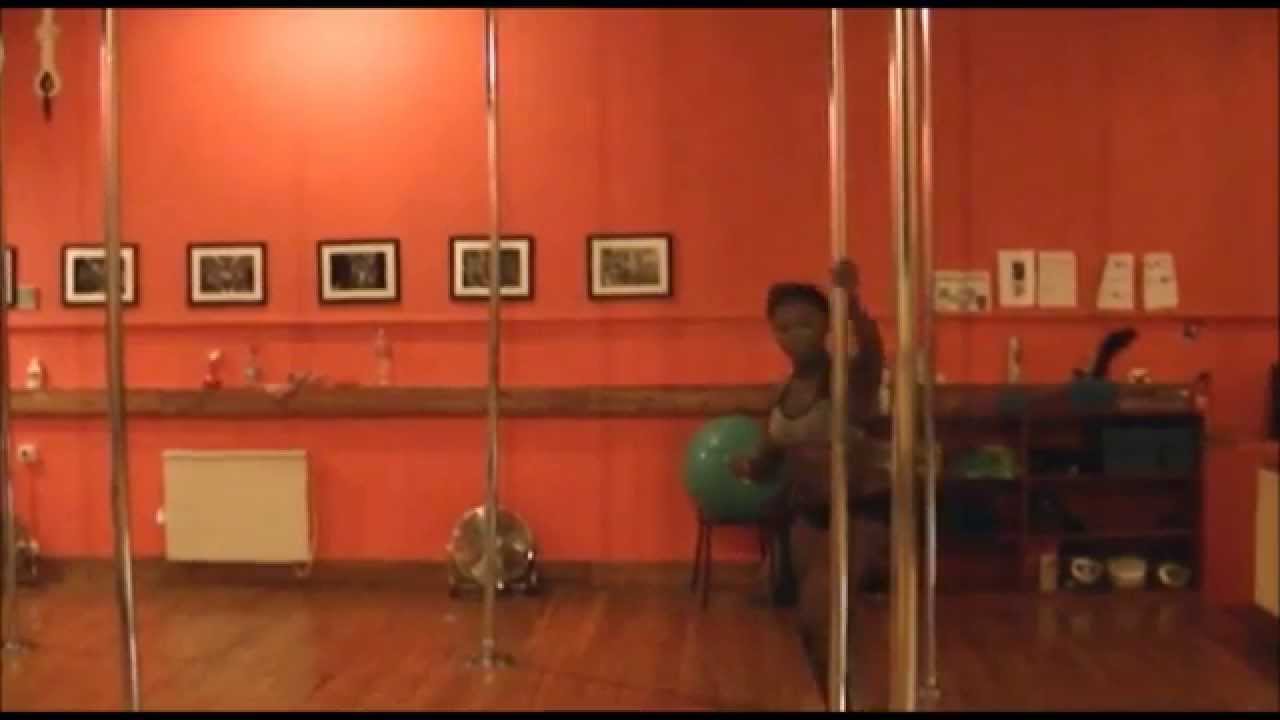 Pole dance - 2 ways to go on russian splits - YouTube