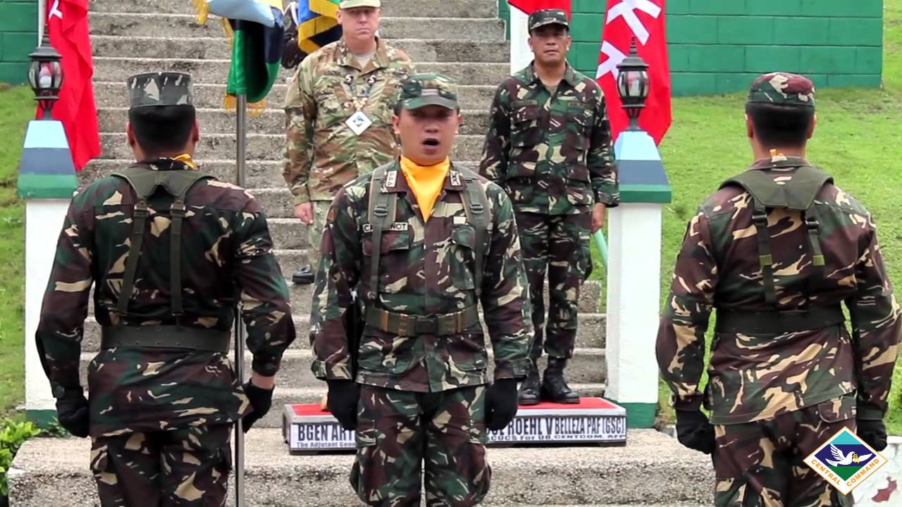 BGEN Arthur J Logan visits AFP Central Command - YouTube