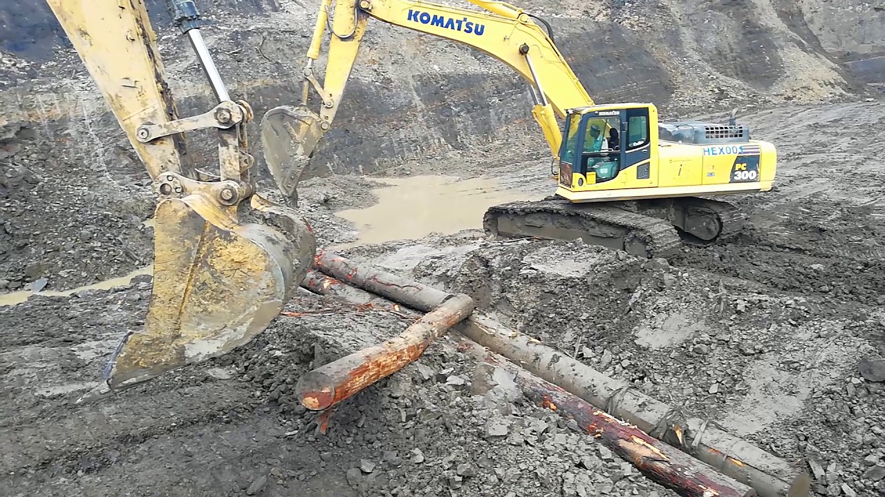 Part 2 : Excavator buat mating-mating di tambang/ Excavator making ...