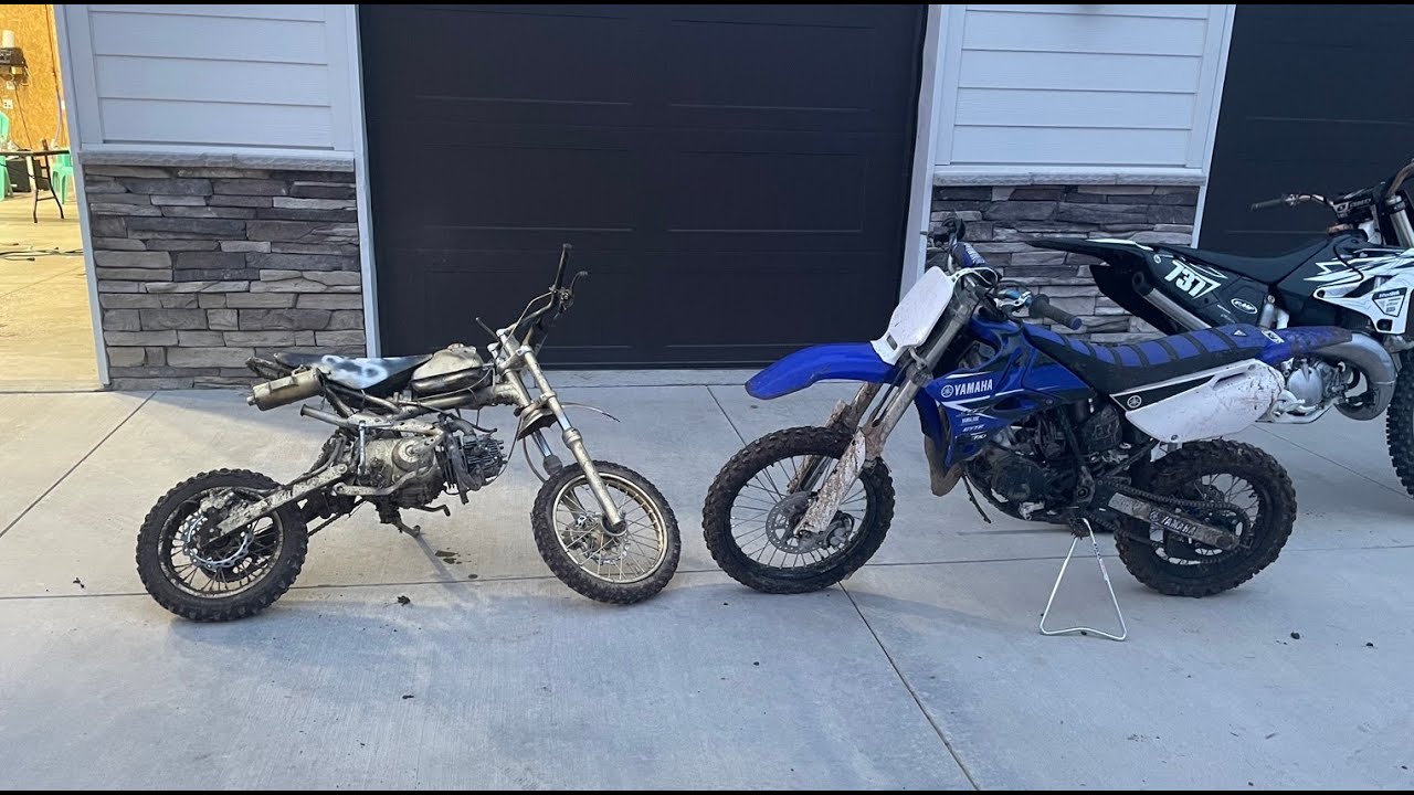 clapped out pit bike vs yz 85 - YouTube