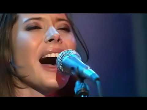 Nerina Pallot - Confide In Me (Live At SWR3 New Pop Festival) - Upscaled
