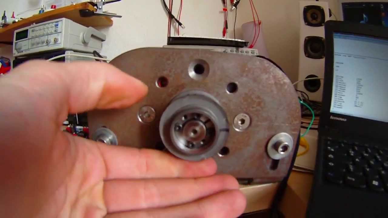Uhu Servo Controller 3.13, PID DC Motor position controller. - YouTube