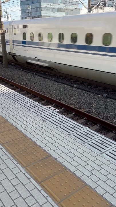 新幹線🚅のぞみ号も猛スピードで通過 Youtube