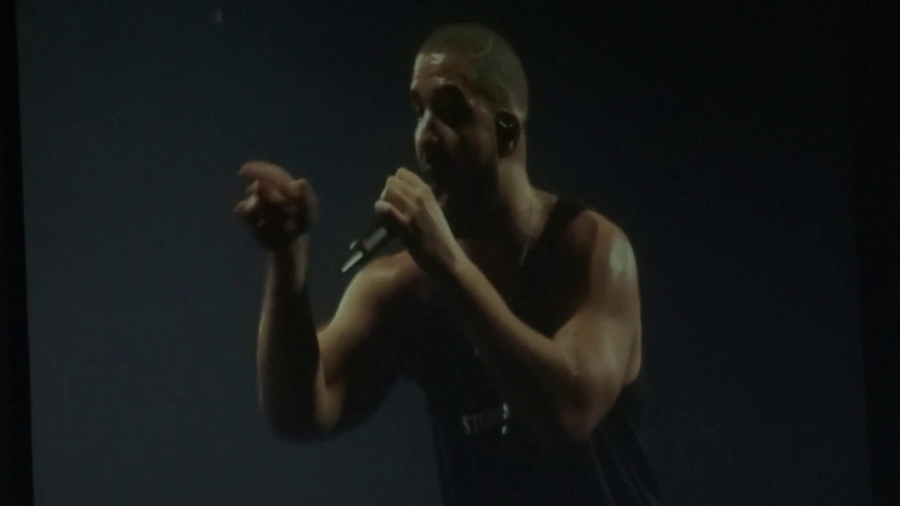 Drake – Keep the family close & 9 & Child's Play - live Manchester 2017 ...