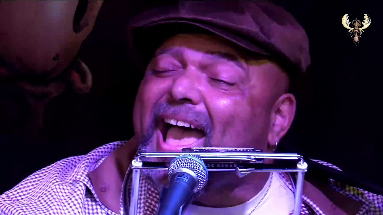 Kevin Burt - I can see clearly now - Live for bluesmoose radio - YouTube