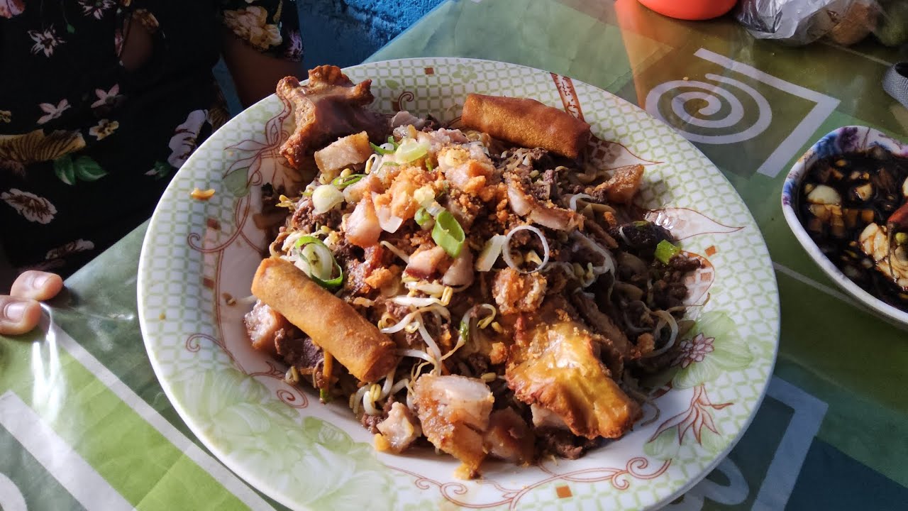 SIMON PANCIT BATIL PATUNG AT TUGUEGARAO CITY CAGAYAN VALLEY PHILIPPINES ...