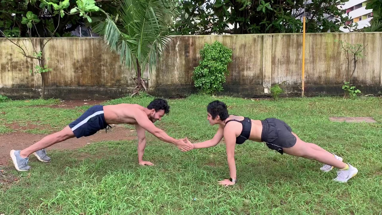 Partner Workout - YouTube