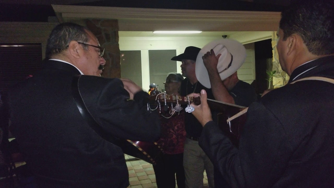 Tengo la sangre cliente-Alberto & Alexa's Birthday - YouTube