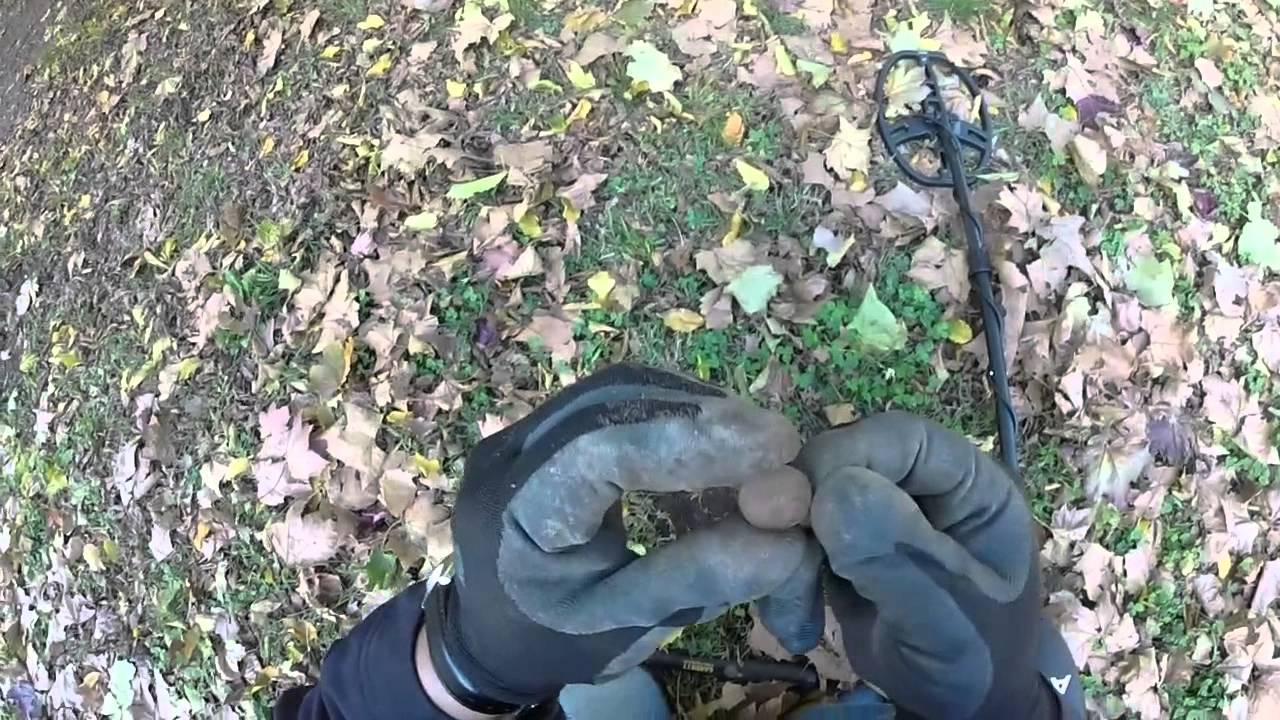 Metal Detecting NYC: Monopoly Coin NFL1999, Canada Penny 1963 ...