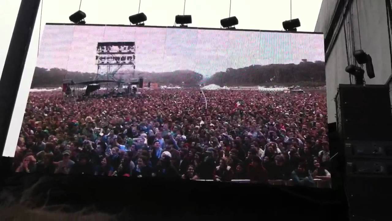 Foo Fighters - Everlong Intro at Outside Lands 2012 - YouTube