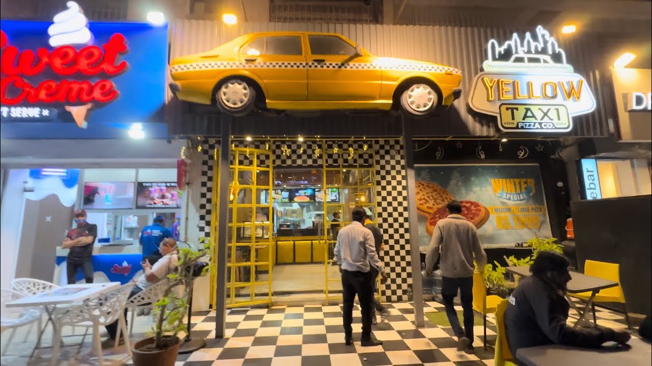 Yellow Taxi Pizza | Taste Review | Karachi Food Places - YouTube