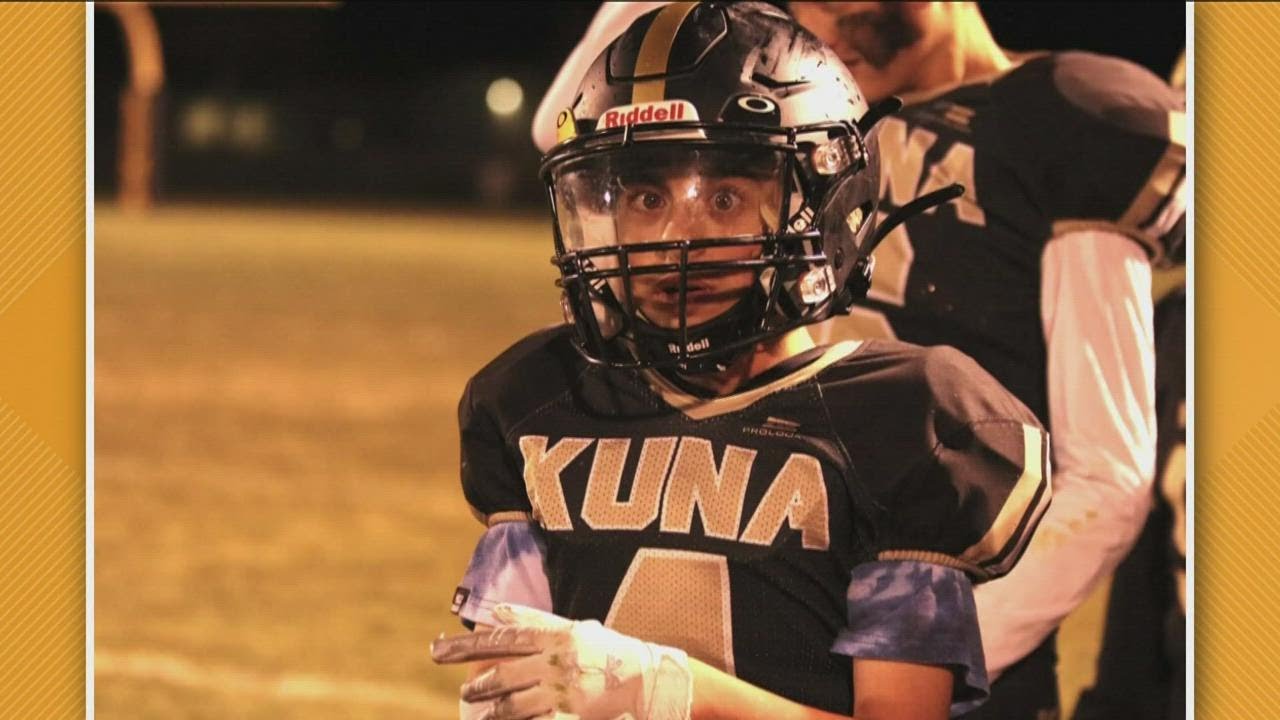 Go Sione! A big moment for Kuna Kavemen freshman manager - YouTube