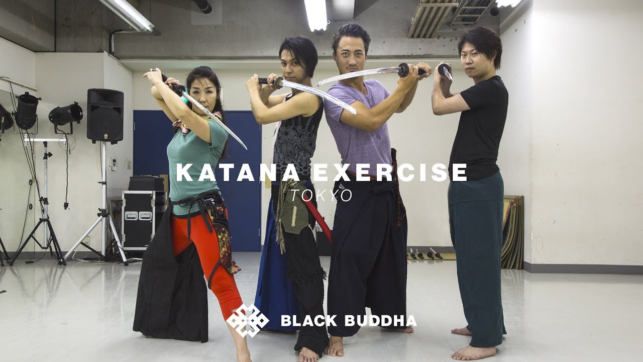 Katana Exercise | Black Buddha (Tokyo) - YouTube