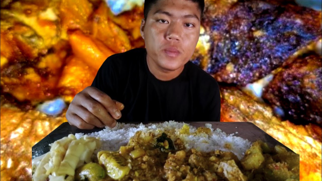 SPICY CHICKEN CURRY BOILED BAMBOO SHOOT CURRY WITH WHITE RICE ...