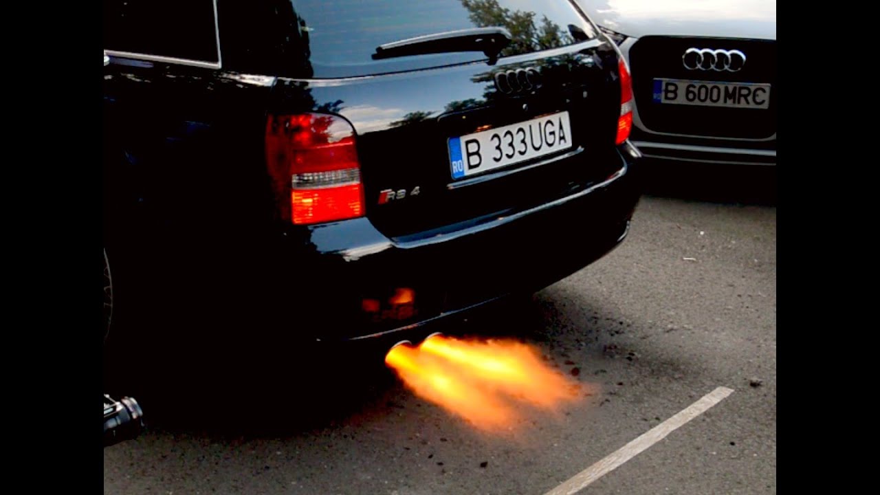 Audi RS4 B5 Launch Control with Big Flames - Insane backfire and ...