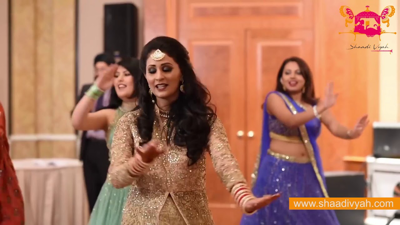 Best Bride Wedding dance performance | Indian Weddings | Medley of hit ...