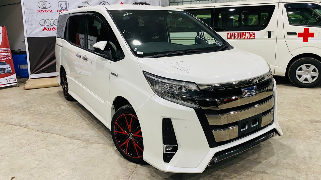 Toyota Noah Si WXB Hybrid 2019 - Detailed Walkaround - YouTube
