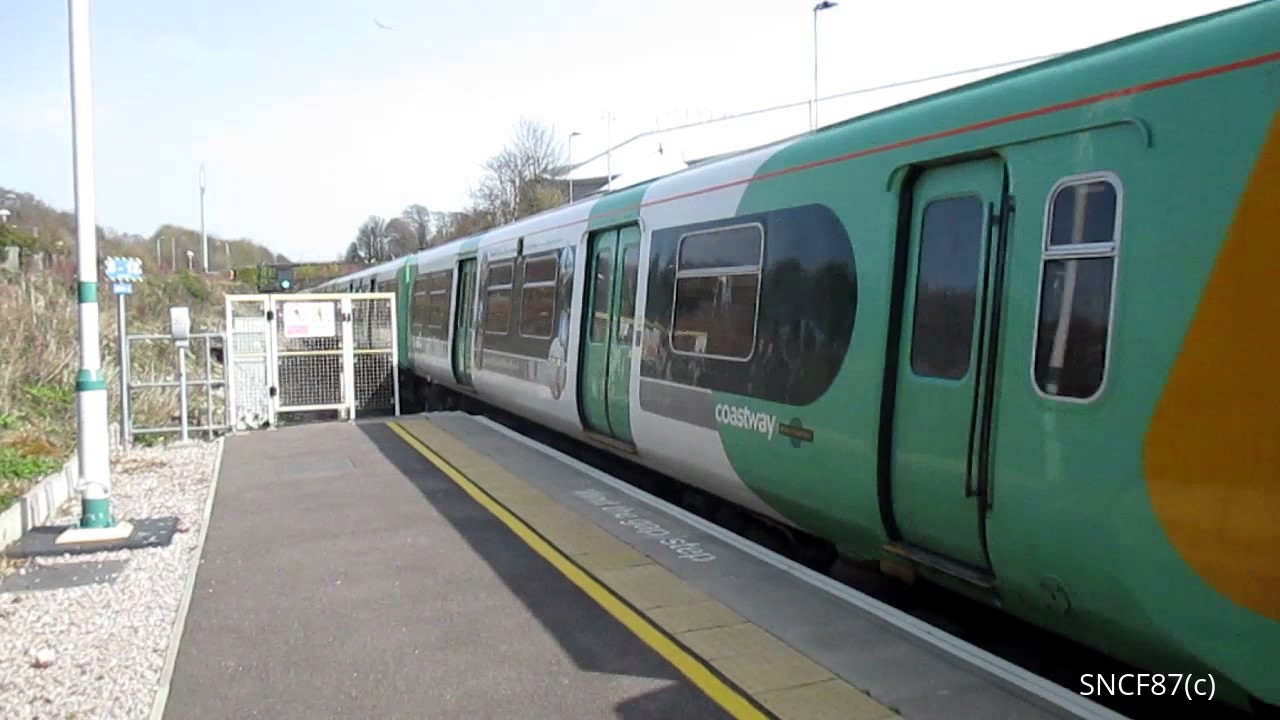 Southern Class 313 departing at Falmer - YouTube