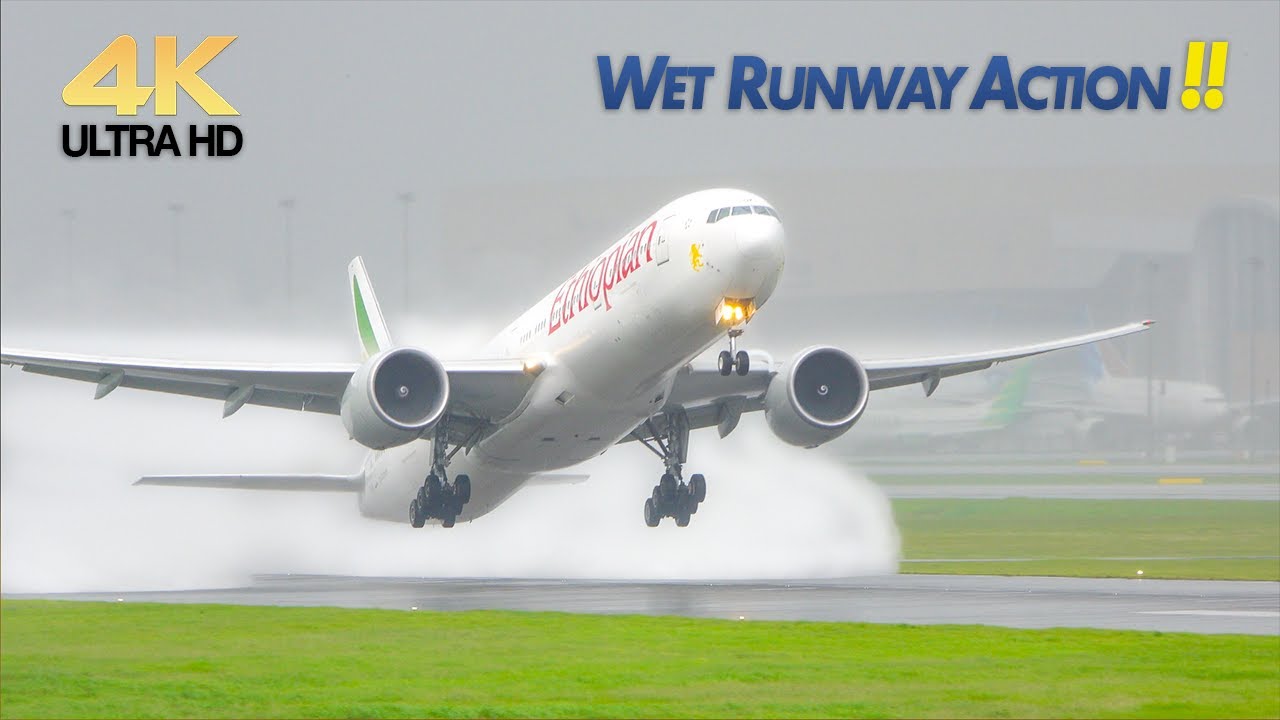 Wet Runway Action - Reverse Thrust, Amazing Water Blast B777 B747 A350 ...