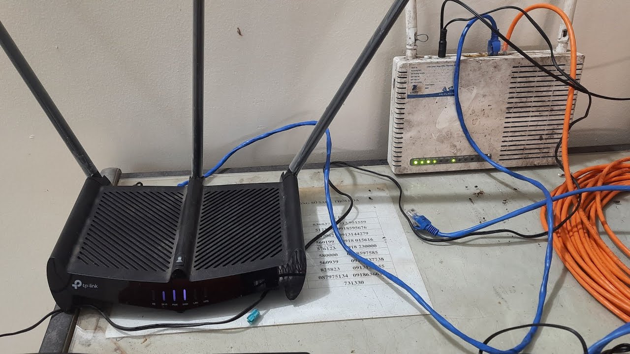 Thử So Sánh Sóng Wifi Router TP Link 941hp Và Modem 040 - YouTube