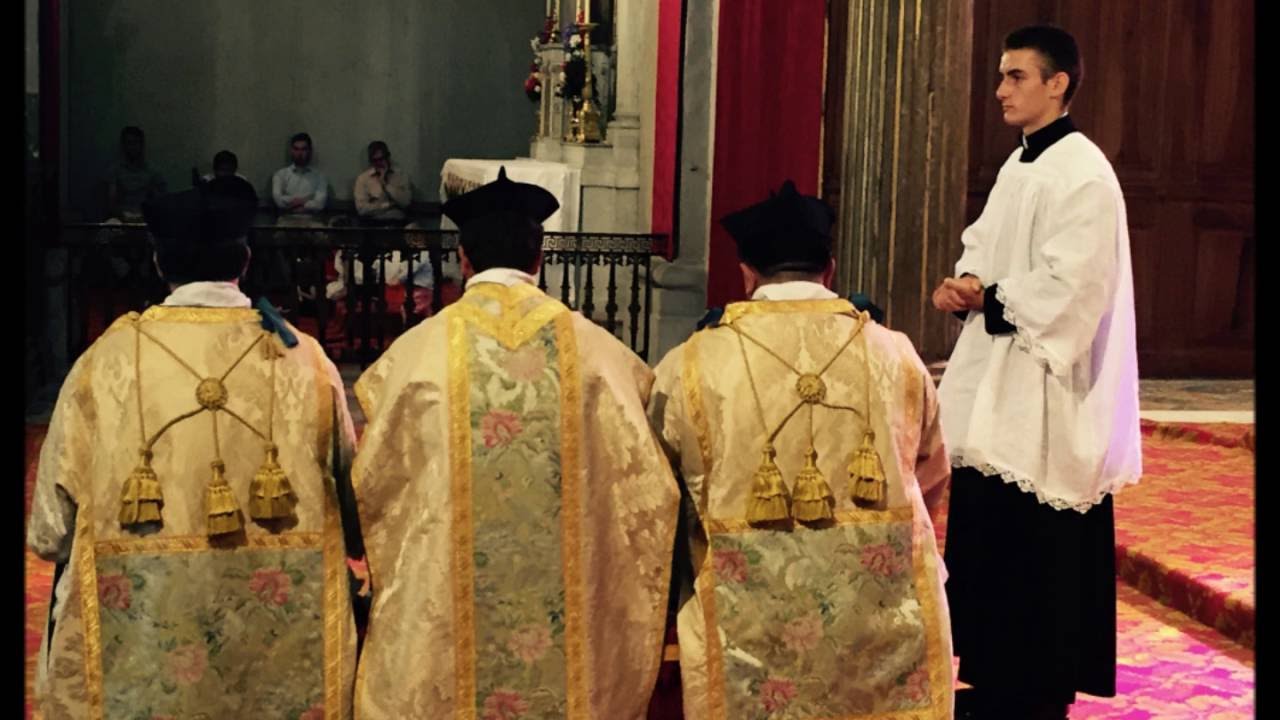 Choeur Saint Just Dextera Domini de Cesar Franck - YouTube