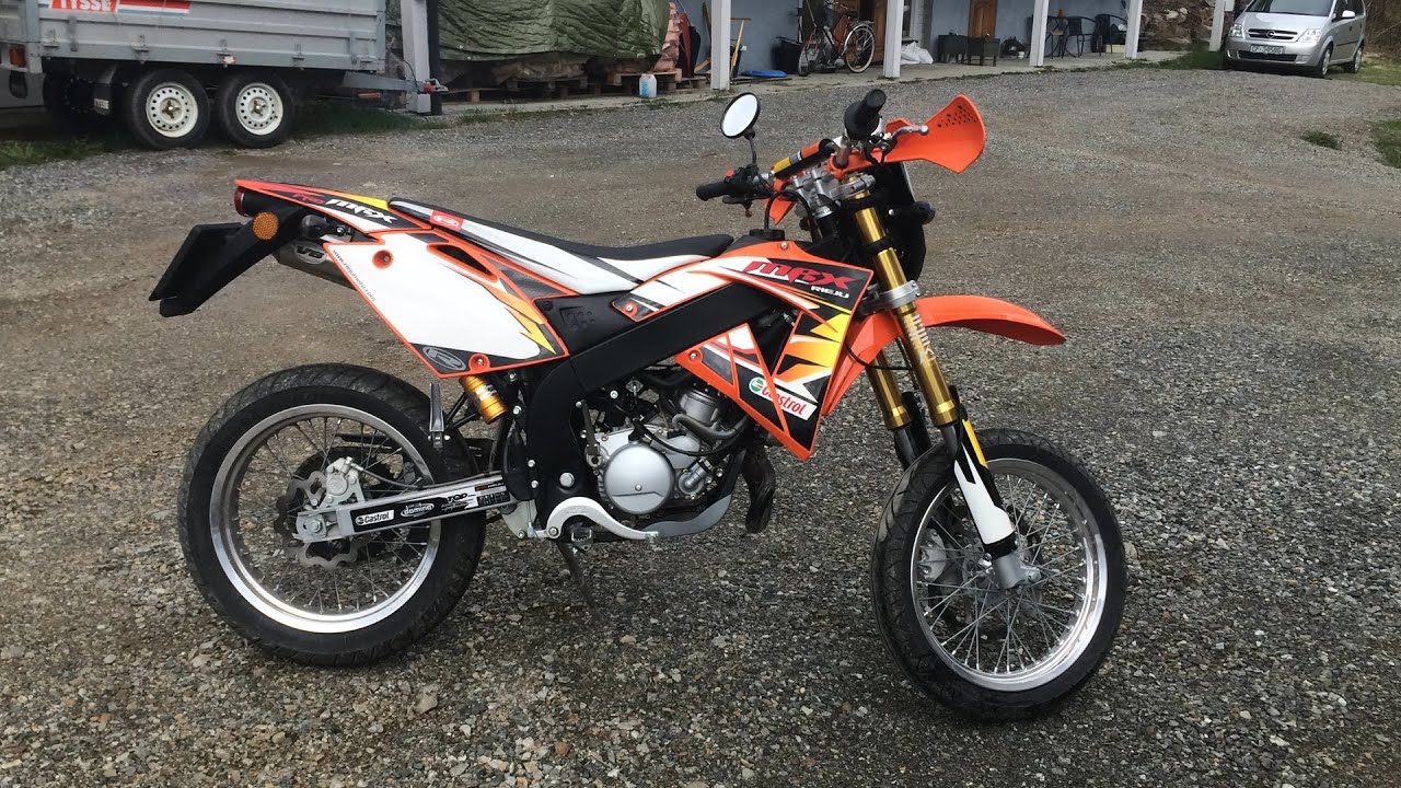 Rieju MRX Pro Castrol Edition - Leovince V6 - YouTube