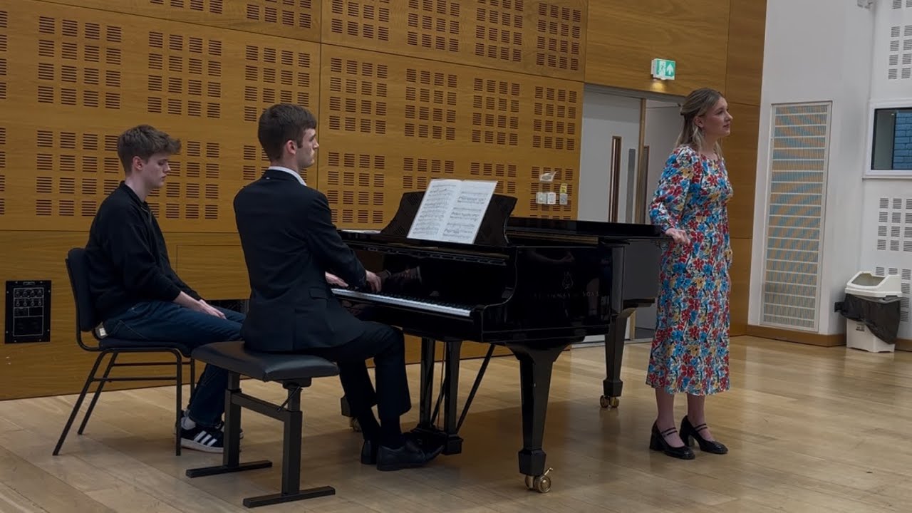 RNCM Elsie Thurston Prize (Erin Thomas, Stanley Butcher) - YouTube