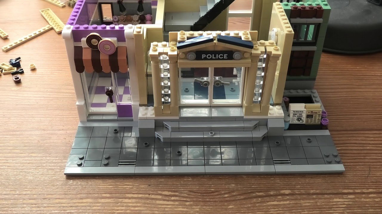 Building Lego Creator Police Station SET 10278 PART 5 4 K - YouTube