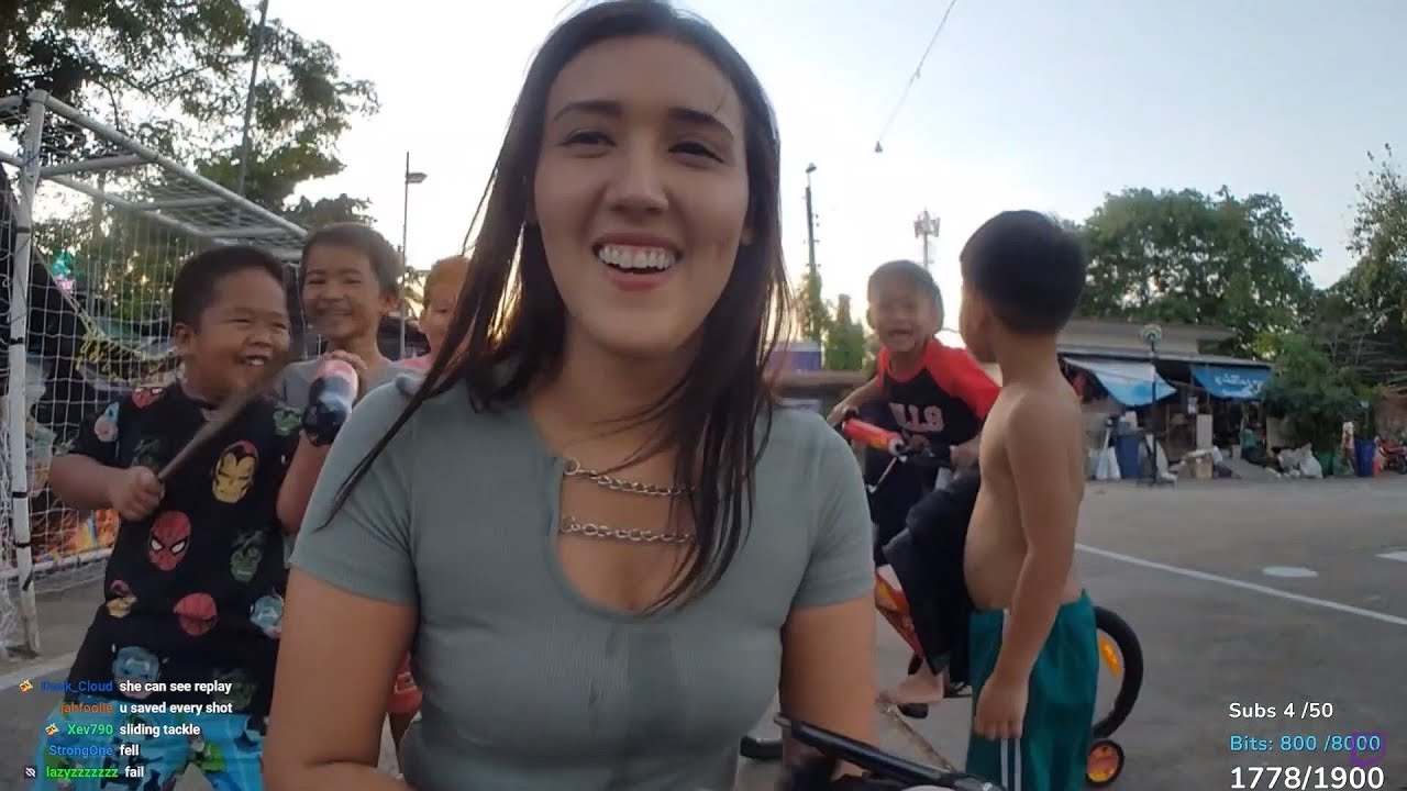 A beautiful moment with the Thai children - Justketh - YouTube
