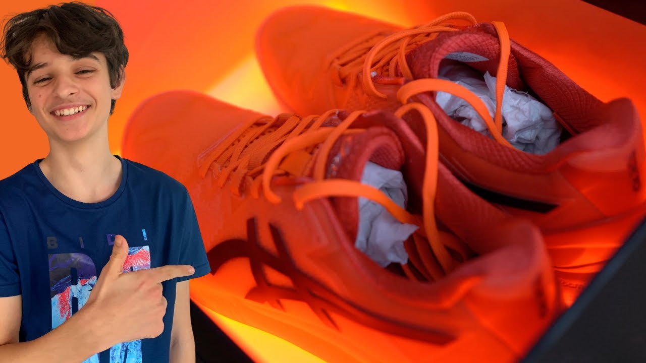 UNBOXING: Limited Edition Asics Shoes | & BOX!!! - YouTube