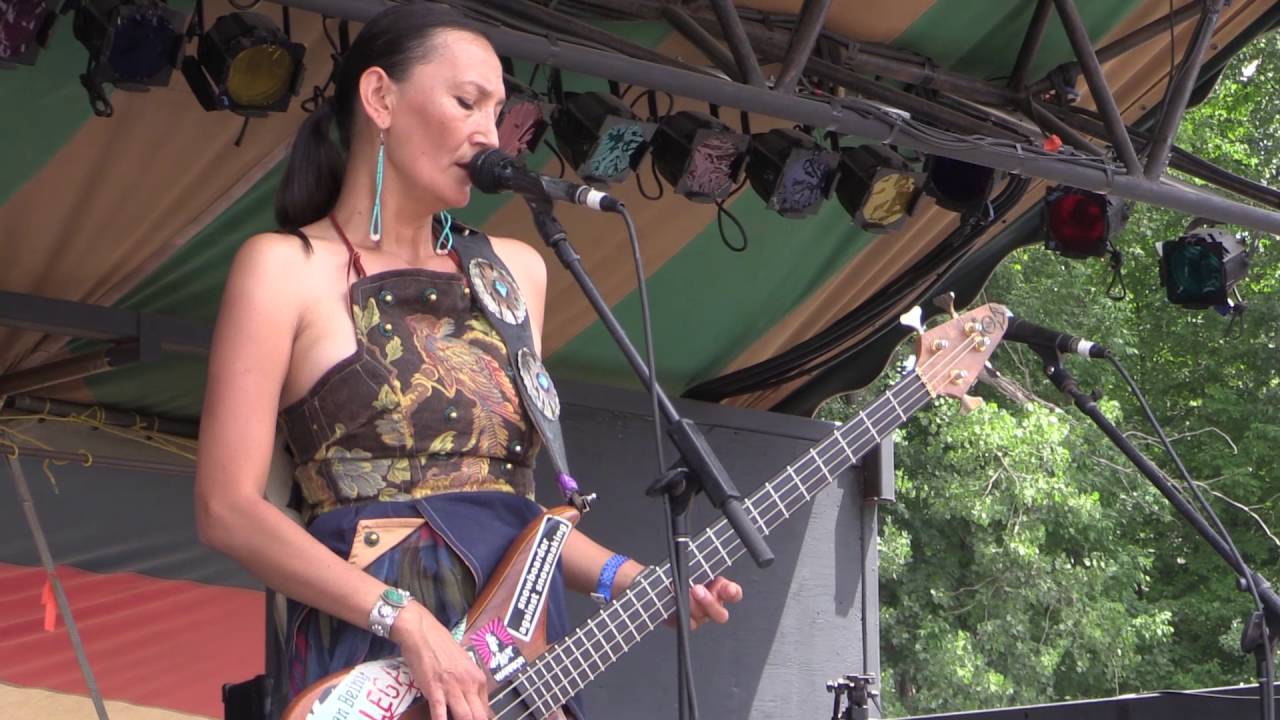 Sihasin 2016-07-24 FLGF Infield - Never Surrender - YouTube