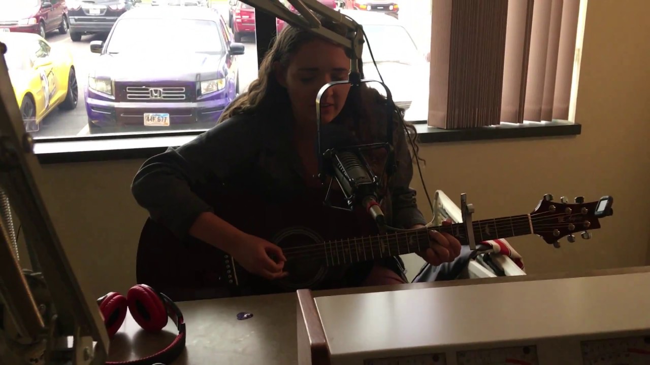 Maria Hassel Performs 'Press Replay' Live in Studio - YouTube