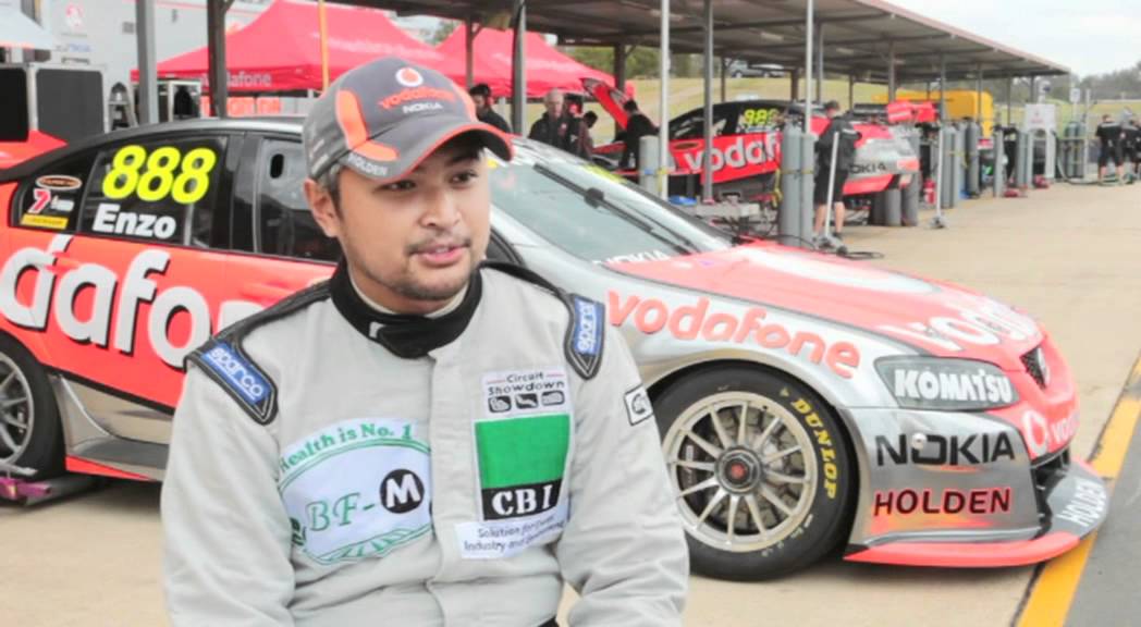 Filipino racer impresses in V8 test - YouTube