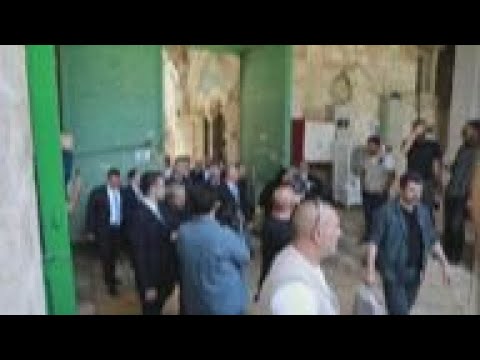 Turkish FM visits Jerusalem’s flashpoint holy site