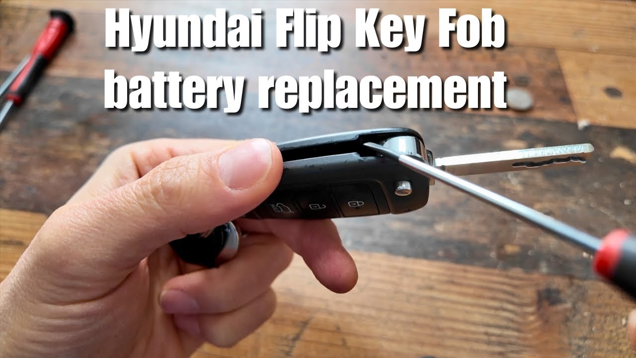 Hyundai i30 Accent: Flip Key Fob Battery Replacement How To - YouTube