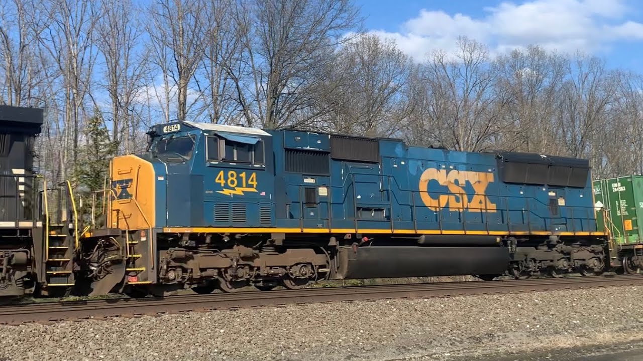 NS I5Z (Former Extra 25Z) With a NS AC44C6M and CSX Flared SD70MAC 4814 ...
