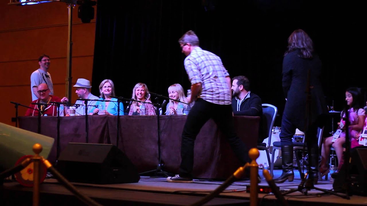 Babscon 2014 Voice Actor Panel Day 3 4/120/14 - YouTube