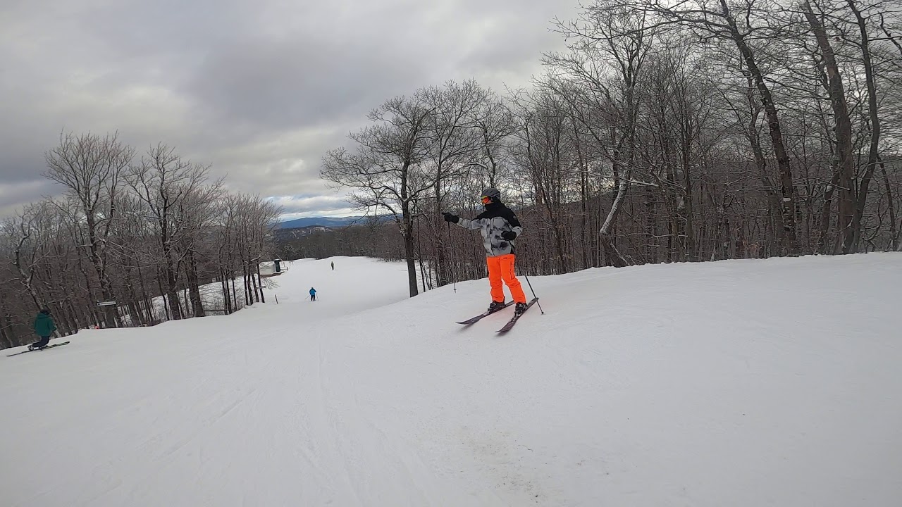 2020_01_01 Ragged Mountain skiing Blueberry Patch to Terrain Park - YouTube