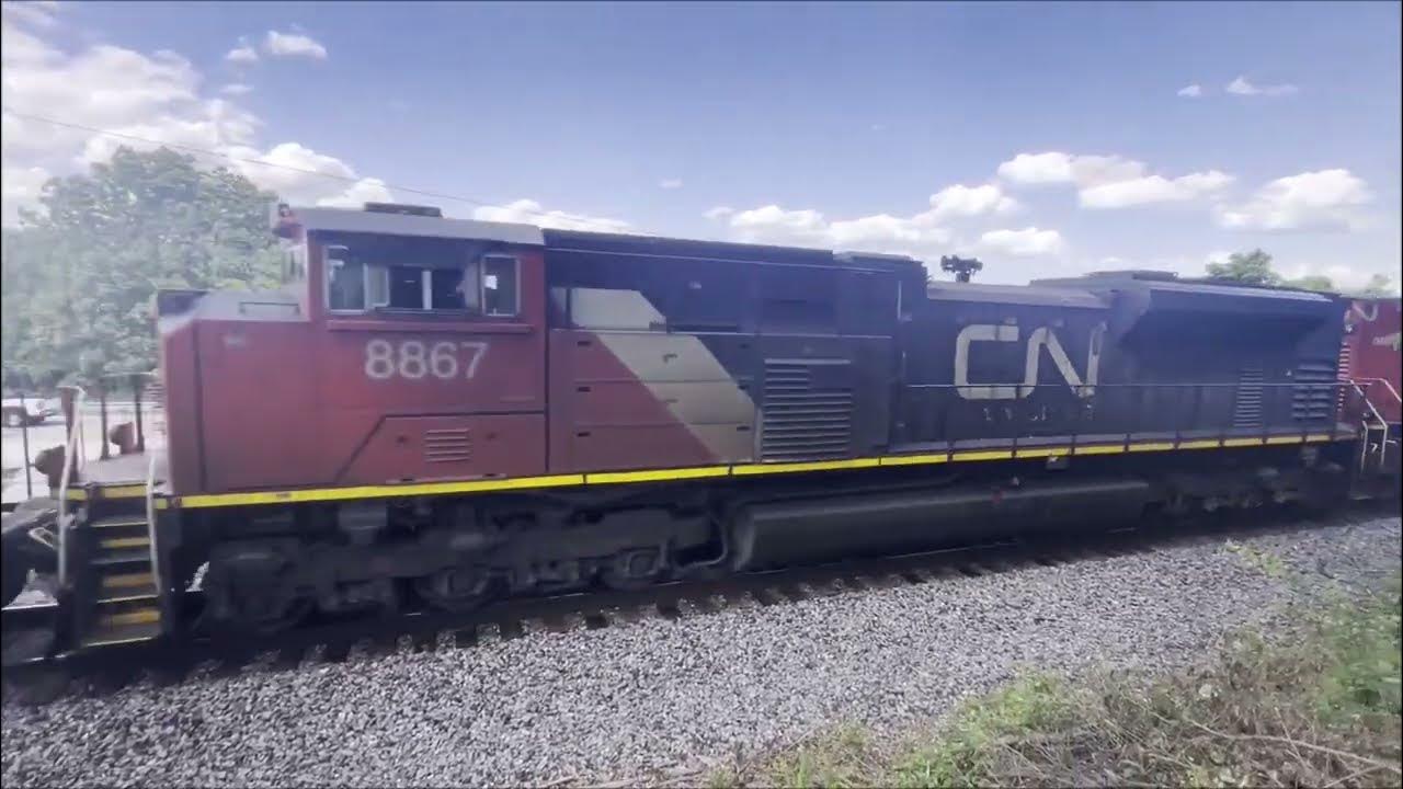 CN 8868, CN 8867 Lead Short SB Local 06 Jun 24 - YouTube