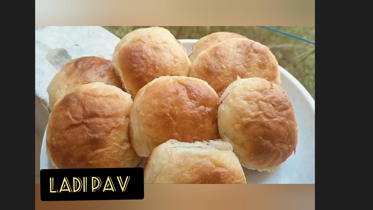 બેકરી કરતા સારા સોફ્ટ લાદી પાવ / super soft ladi pav recipe /pav recipe ...