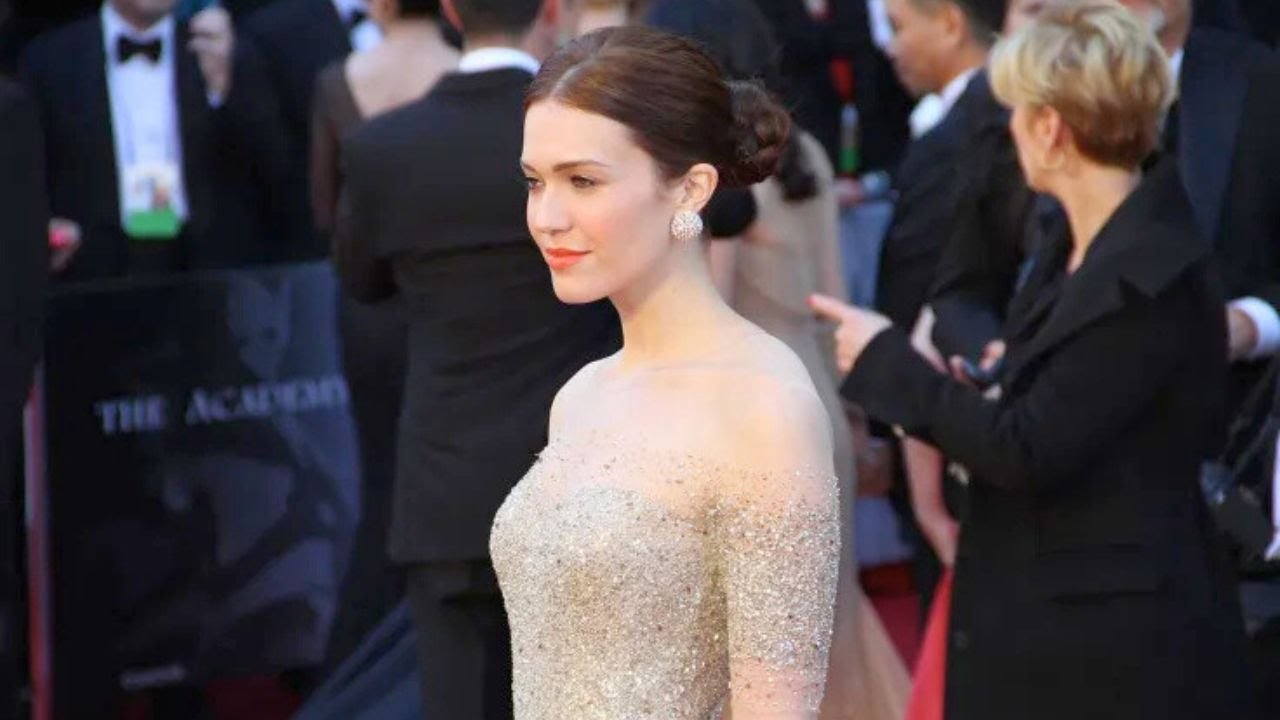 Mandy Moore's UNRECOGNIZABLE 'New Look' SHOCKS Fans! (10 Jaw-Dropping Photos) - YouTube