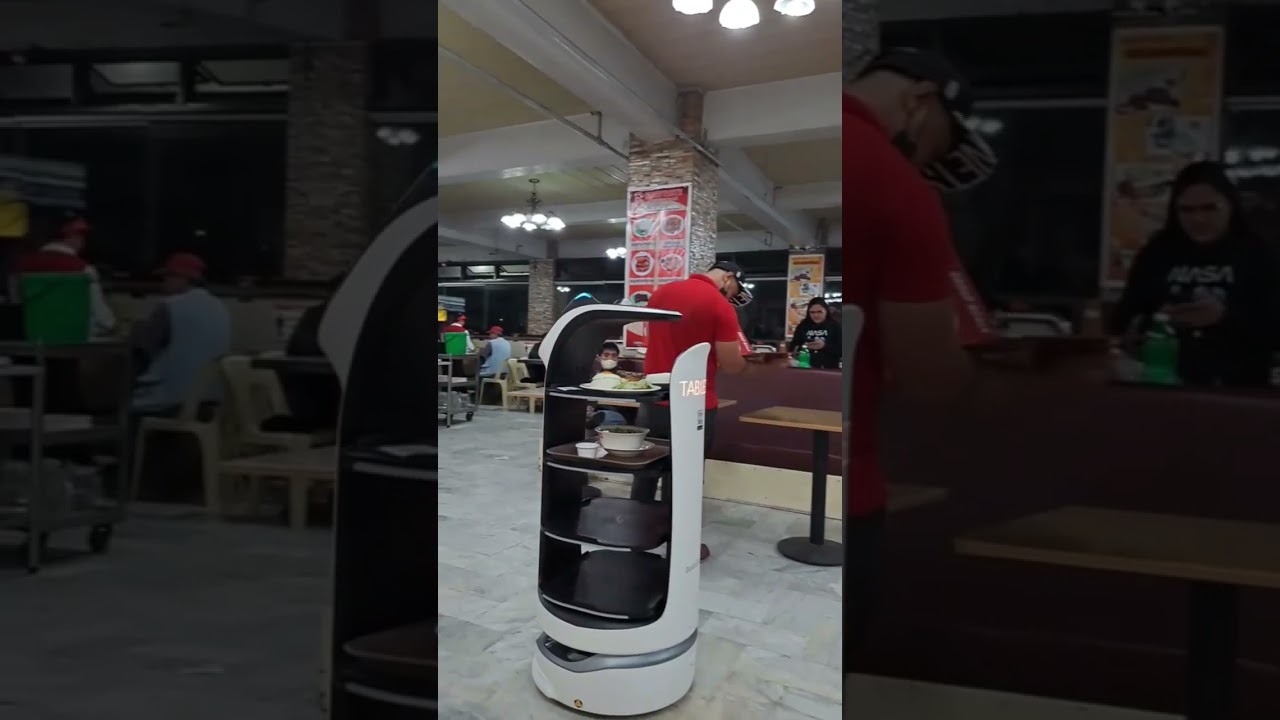 Robot Waiter sa Good Taste Restaurant Baguio City - YouTube