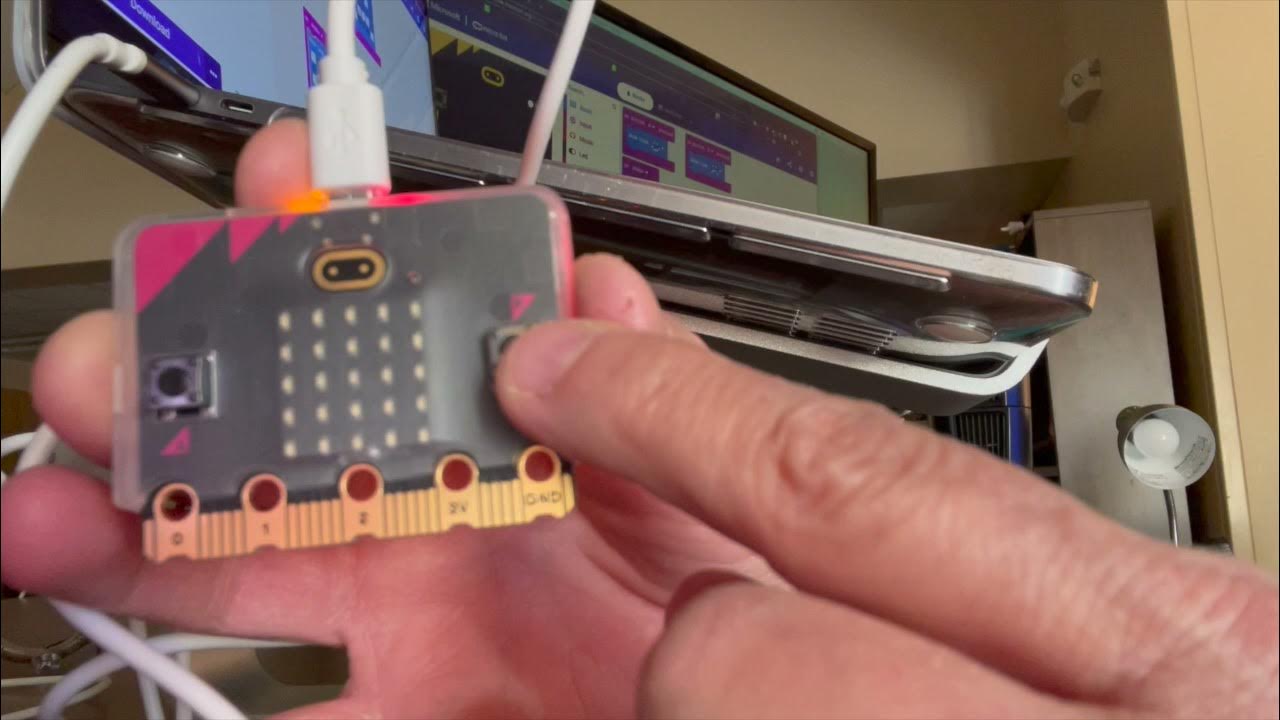 Microbit Smile and Shake Tutorial - YouTube