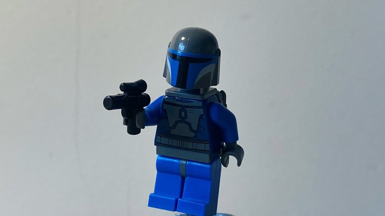 Blue Mandalorian VS Brown Mandalorian (a Lego stop motion) - YouTube