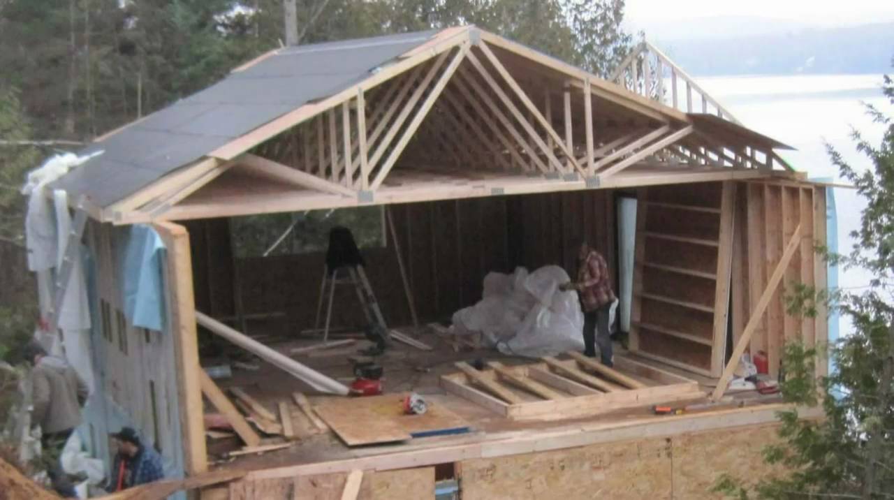 Toiture du chalet du lac Labelle 3mn15 - YouTube