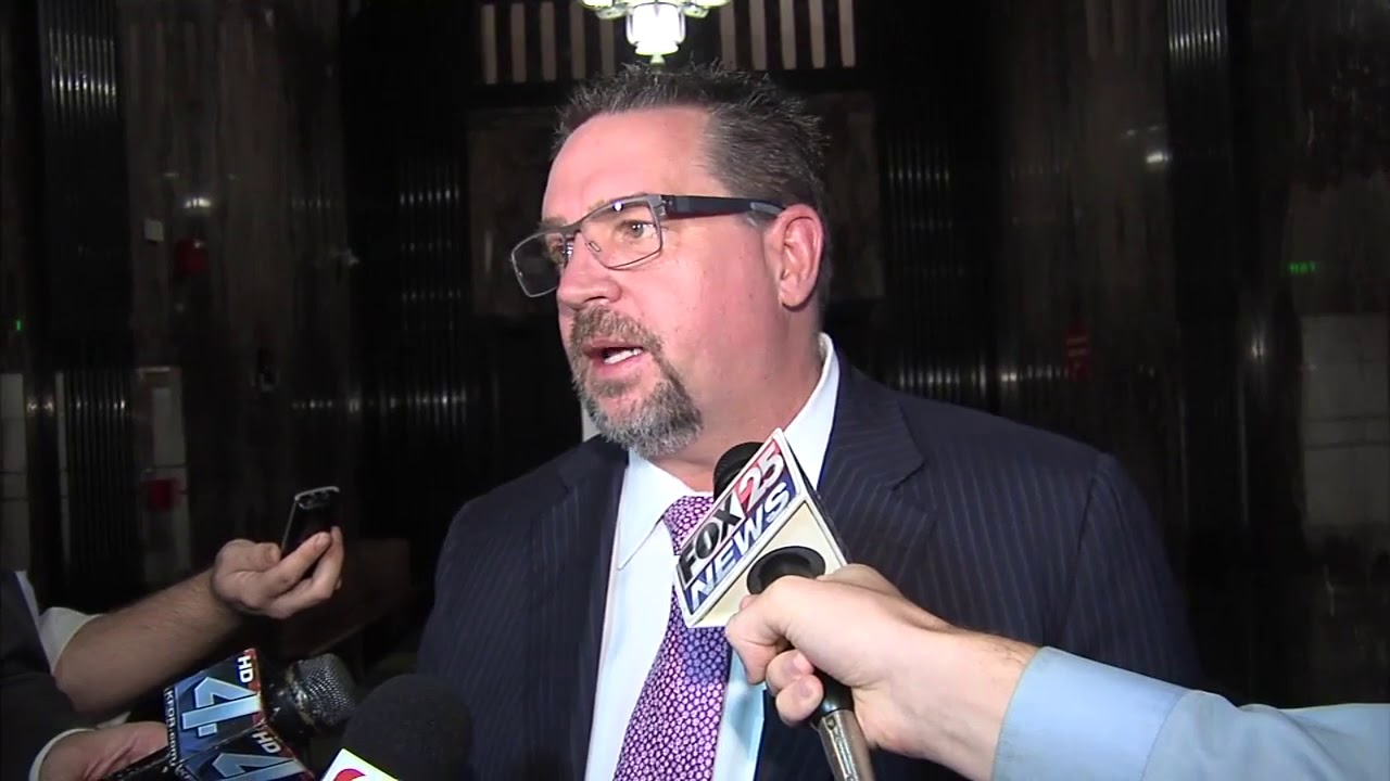 Holtzclaw Bond Reduced (2014-09-03) - YouTube